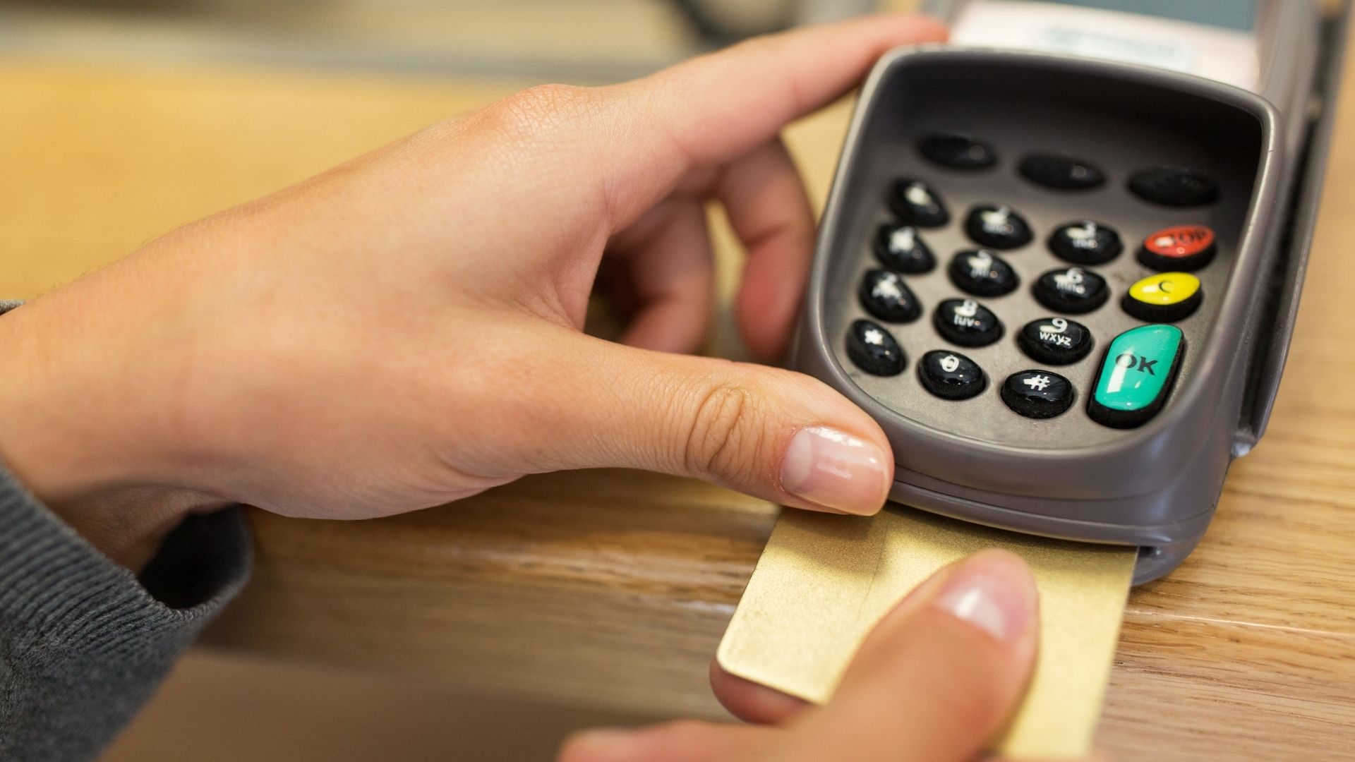 Global Iris - Wirebox